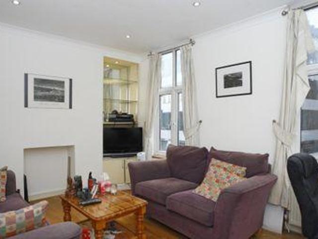 2 Bedrooms Flat for rent in Leman Street, Aldgate, London E1