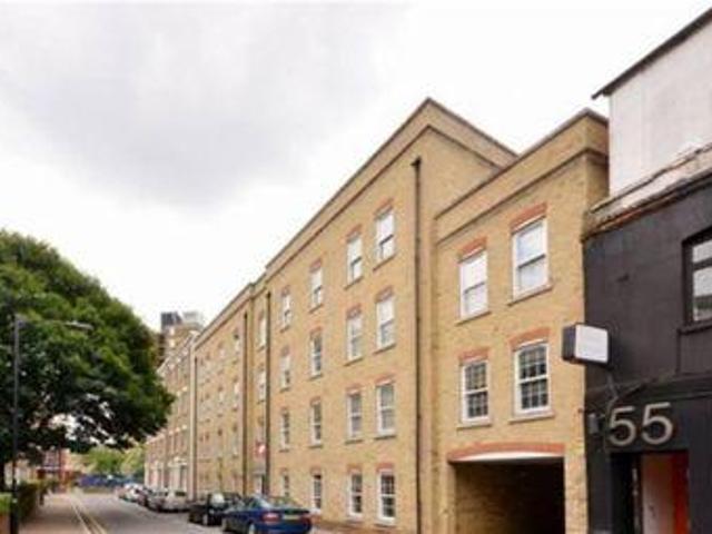 2 Bedrooms Flat for rent in Leroy Street, London SE1