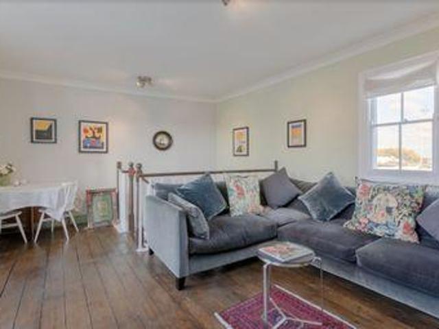 2 Bedrooms Flat for rent in Liverpool Road, London N1
