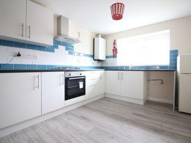 2 Bedrooms Flat for rent in Lilac Place, West Drayton UB7