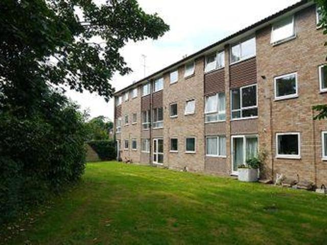 2 Bedrooms Flat for rent in Lima Court, Bath Road, Reading RG1