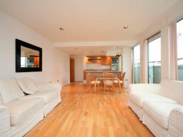 2 Bedrooms Flat for rent in Limeharbour, London E14