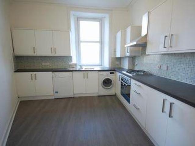 2 Bedrooms Flat for rent in Lindsay Road, Edinburgh EH6