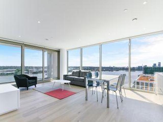 2 Bedrooms Flat for rent in Liner House, Royal Wharf, London E16