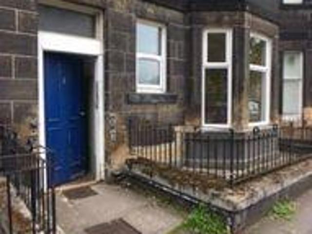2 Bedrooms Flat for rent in Links Place, Edinburgh EH6