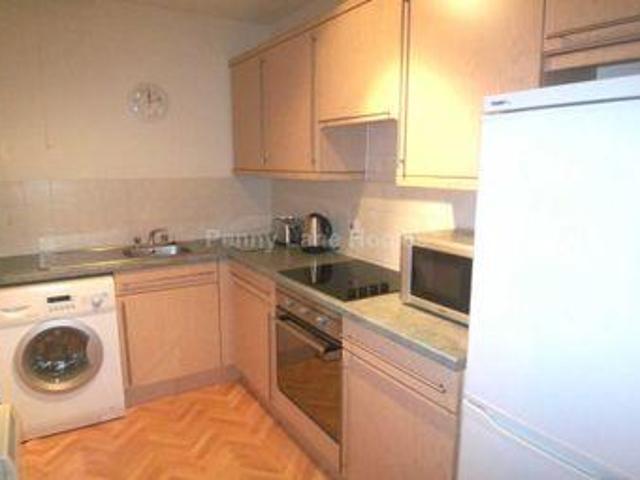 2 Bedrooms Flat for rent in Linwood Road, Phoenix Retail Park, Paisley PA1