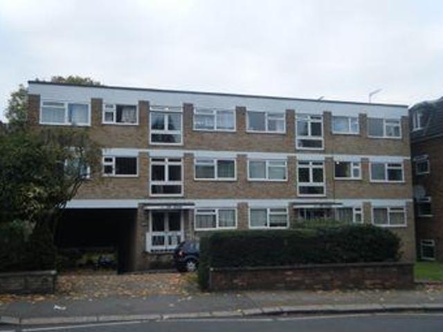 2 Bedrooms Flat for rent in Lisa Lodge, Station Road, New Barnet EN5