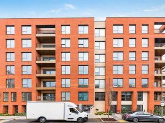 2 Bedrooms Flat for rent in Lismore Boulevard, Colindale, London NW9