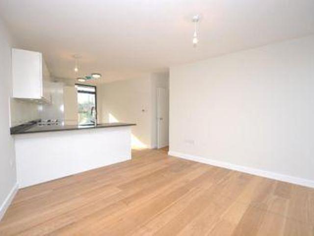 2 Bedrooms Flat for rent in Lisson Grove, London NW1