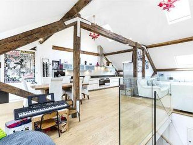 2 Bedrooms Flat for rent in Lloyds Wharf, Mill Street, Shad Thames SE1