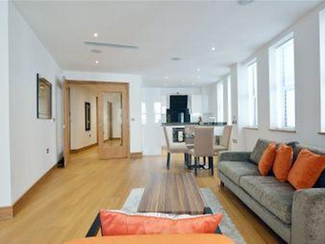 2 Bedrooms Flat for rent in Ludgate Broadway, London EC4V