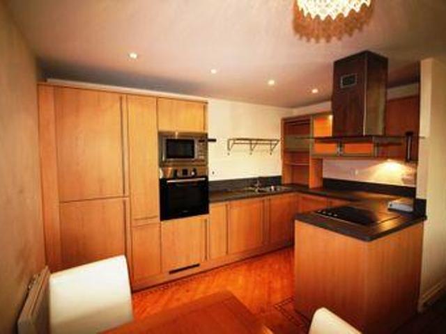 2 Bedrooms Flat for rent in Luscinia View, Napier Road, Reading RG1