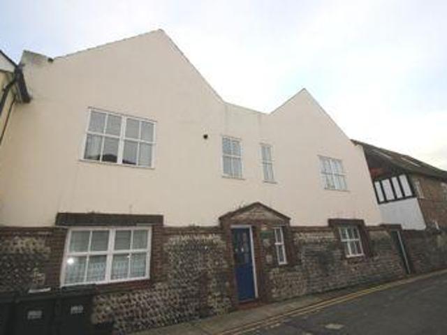 2 Bedrooms Flat for rent in Lushington Lane, West Town Centre, Eastbourne BN21