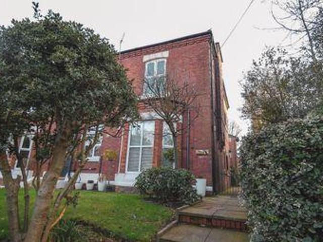 2 Bedrooms Flat for rent in Mottram Road, Hyde SK14