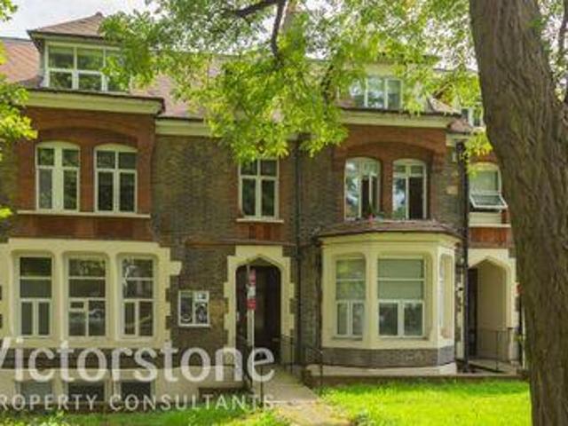 2 Bedrooms Flat for rent in Mount View Road, London N4