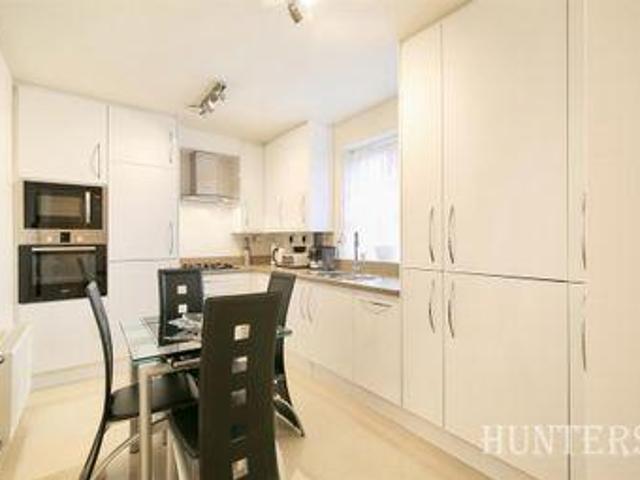 2 Bedrooms Flat for rent in Mountain House, Tyers Street, London SE11