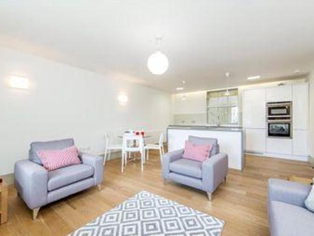 2 Bedrooms Flat for rent in Moxon Street, Marylebone, London W1U