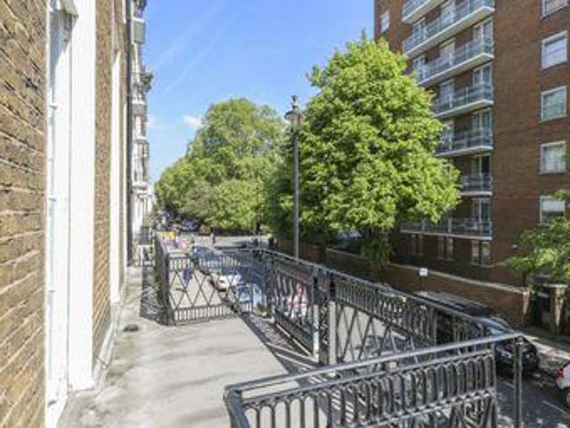 2 Bedrooms Flat for rent in Montagu Street, London W1H