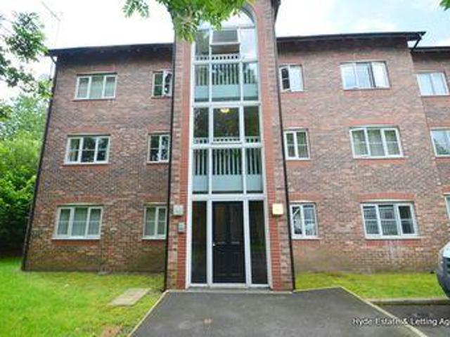 2 Bedrooms Flat for rent in Moss Lane, Blackrod, Bolton BL6