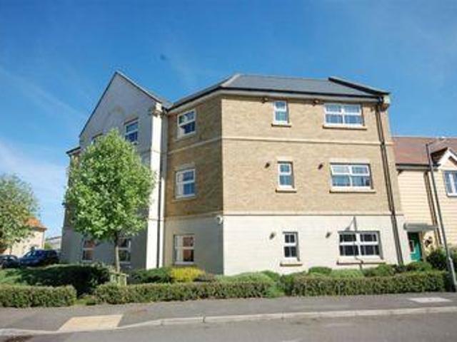 2 Bedrooms Flat for rent in Matilda Way, Flitch Green, Dunmow CM6