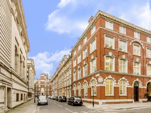 2 Bedrooms Flat for Rent in Matthew Parker Street | Foxtons