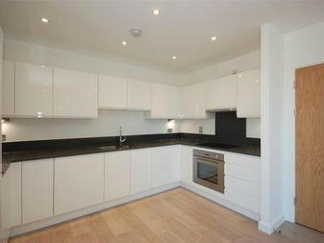 2 Bedrooms Flat for rent in Matthews Close, Wembley HA9