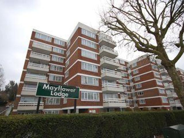 2 Bedrooms Flat for rent in Mayflower Lodge, Regents Park Road, Finchley, London N3