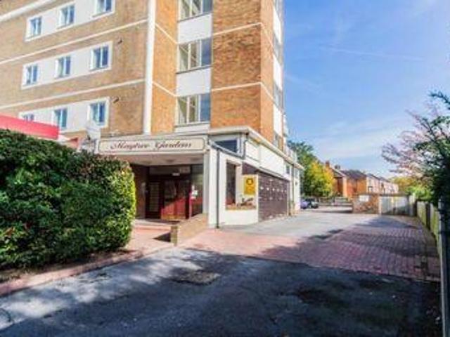 2 Bedrooms Flat for rent in Maytree Gardens, South Ealing Road, Ealing W5