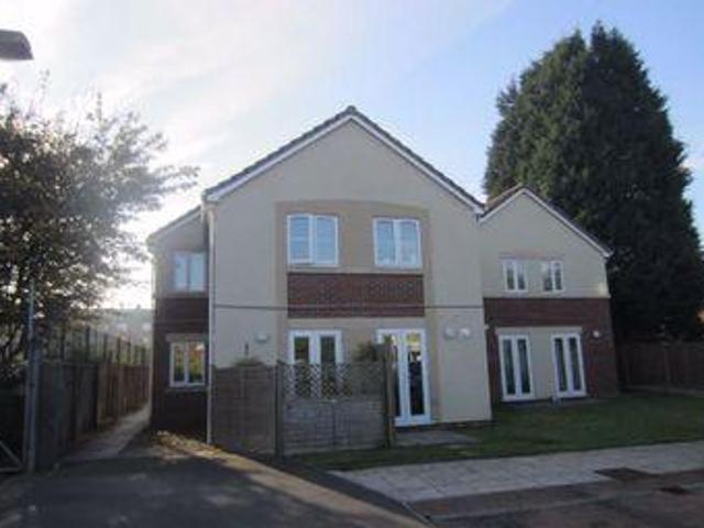 2 Bedrooms Flat for rent in Machin Rise, Henbury, Bristol BS10