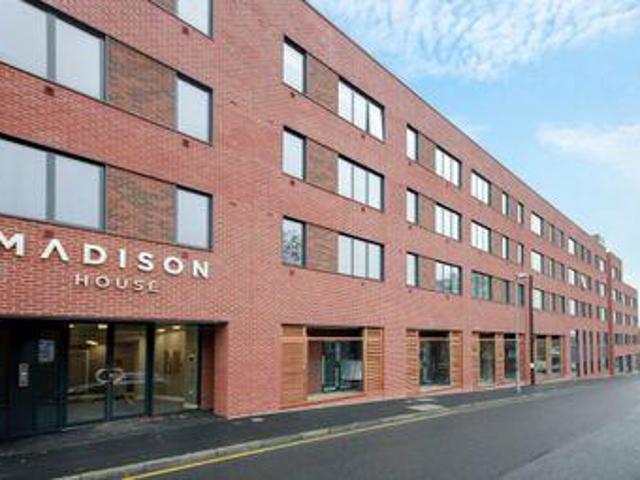 2 Bedrooms Flat for rent in Madison House, Gooch Street North, Birmingham B5