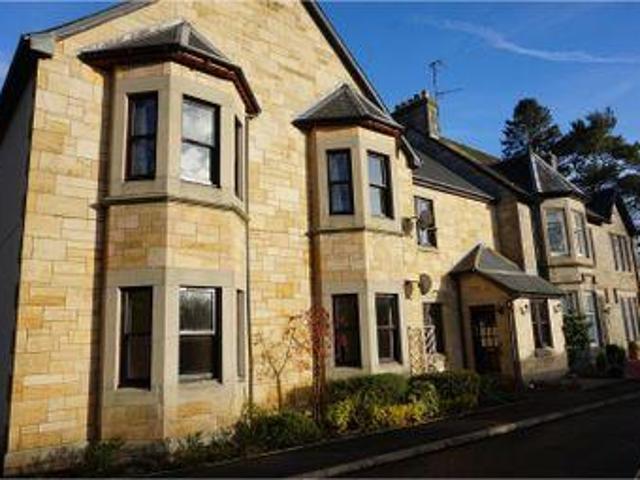 2 Bedrooms Flat for rent in Main Street, Glasgow G63