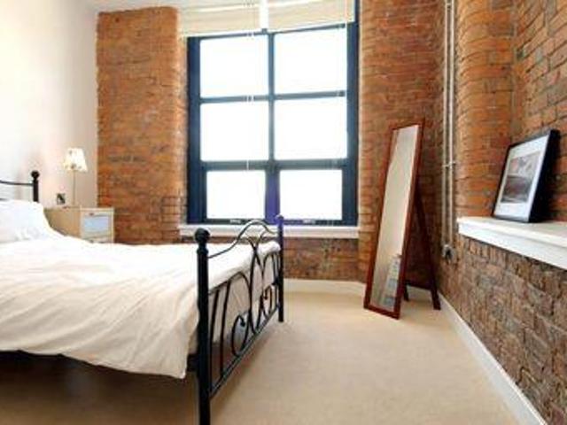 2 Bedrooms Flat for rent in Malta Street, Manchester M4