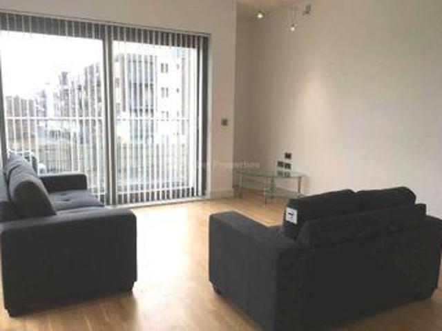 2 Bedrooms Flat for rent in Malta Street, Manchester M4