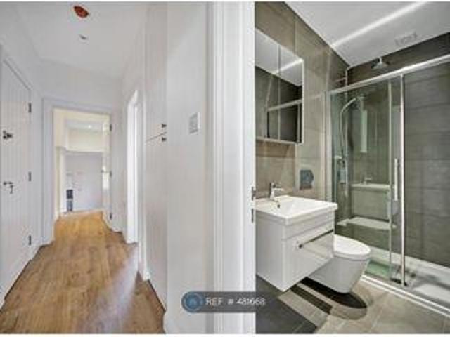 2 Bedrooms Flat for rent in Malvern Road, London NW6