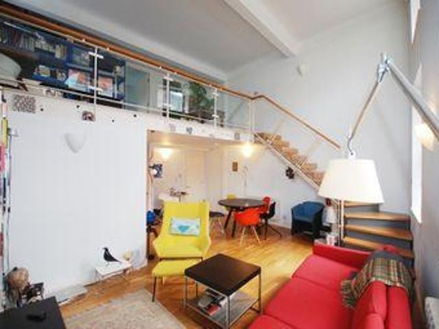 2 Bedrooms Flat for rent in Manor Gardens, London N7