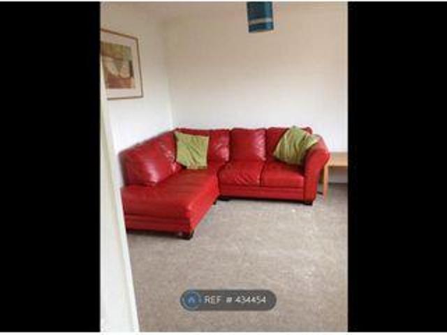2 Bedrooms Flat for rent in Manor Park, Preston PR2