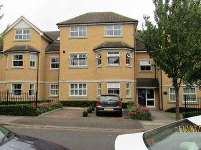 2 Bedrooms Flat for rent in Manor Road, Harrow HA1