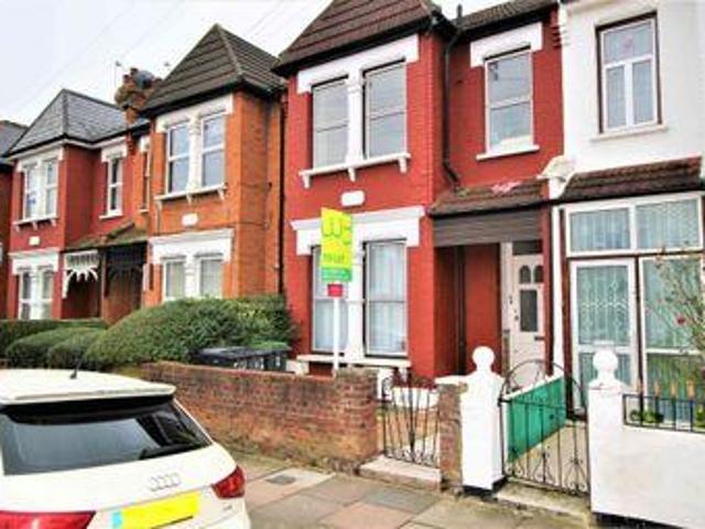 2 Bedrooms Flat for rent in Mannock Road, London N22