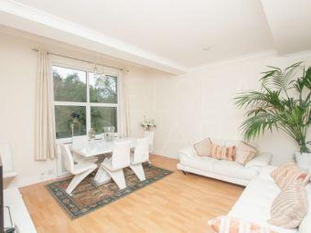 2 Bedrooms Flat for rent in Manstone Road, Kilburn NW2