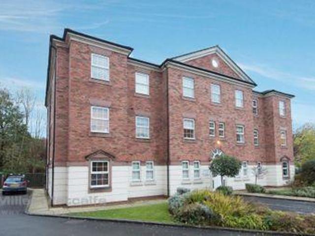 2 Bedrooms Flat for rent in Manthorpe Avenue, Worsley M28