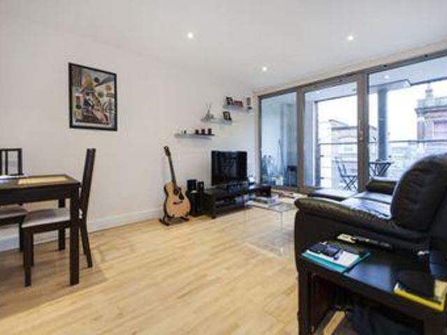 2 Bedrooms Flat for rent in Maple Building, 128 Borough High Street, London Bridge SE1