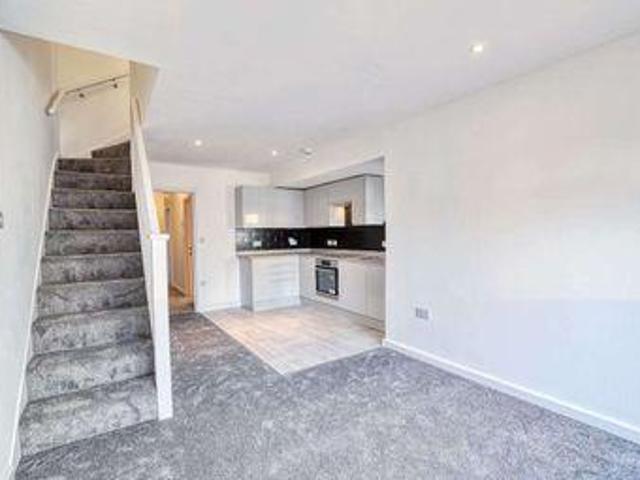 2 Bedrooms Flat for rent in Maple Road, London SE20