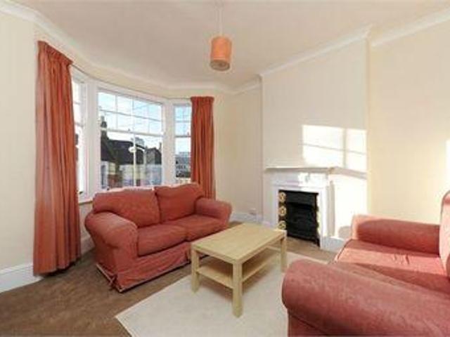 2 Bedrooms Flat for rent in Marcus Street, Marcus Street, Wandsworth SW18