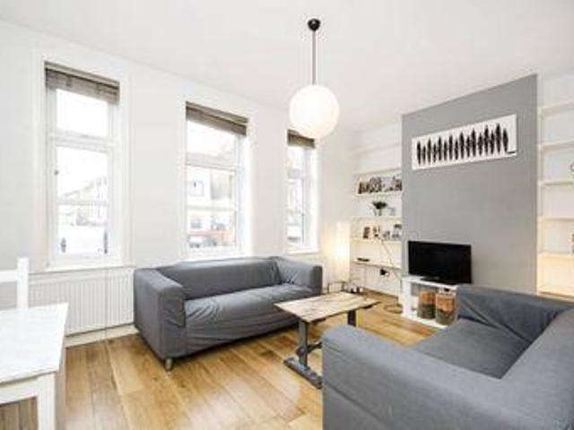 2 Bedrooms Flat for rent in Mare St, London E8