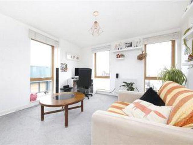 2 Bedrooms Flat for rent in Mare Street, Hackney E8
