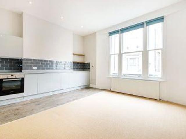 2 Bedrooms Flat for rent in Mare Street, London E8