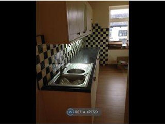 2 Bedrooms Flat for rent in Market Street, Hyde SK14