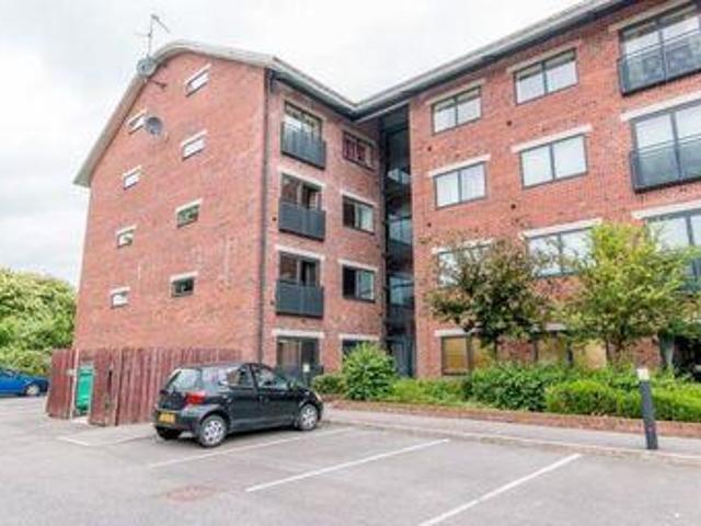 2 Bedrooms Flat for rent in Markham Quay, Chesterfield S41