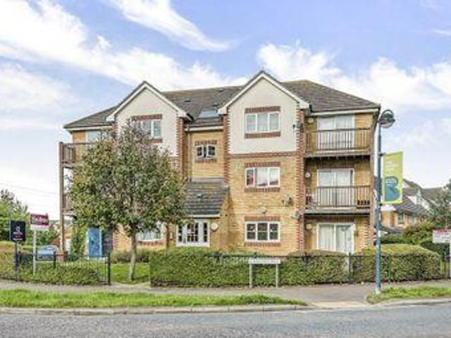 2 Bedrooms Flat for rent in Marine Drive, Barking IG11