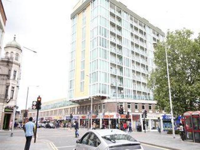 2 Bedrooms Flat for rent in Maritime House Greens End, London SE18